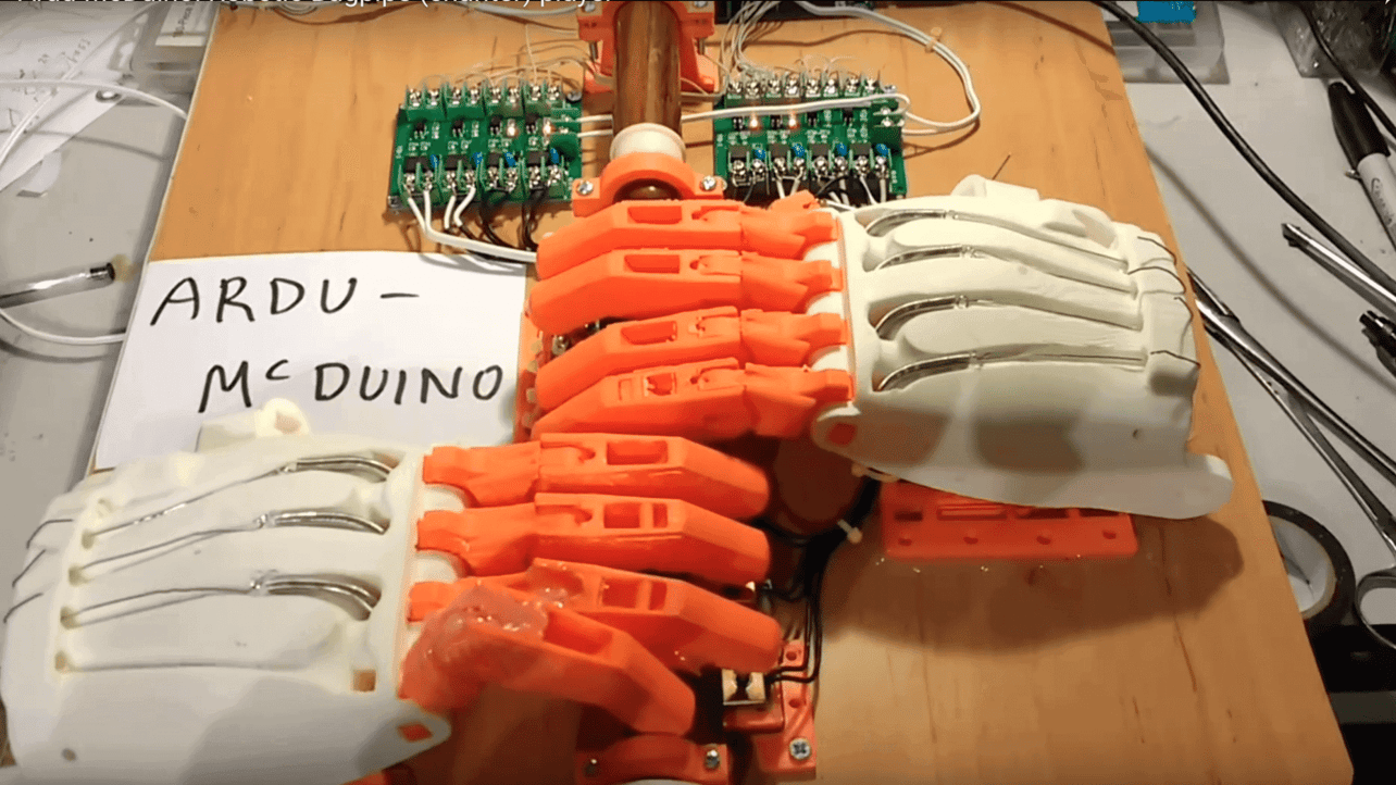3D Printed Robot "Ardu McDuino" Plays The Bagpipe Chanter | All3DP