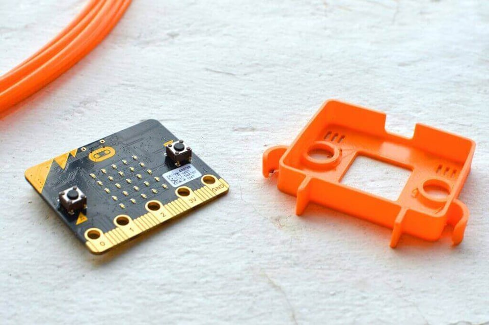 Turn your BBC micro:bit into a 3D Printed Microbot | All3DP