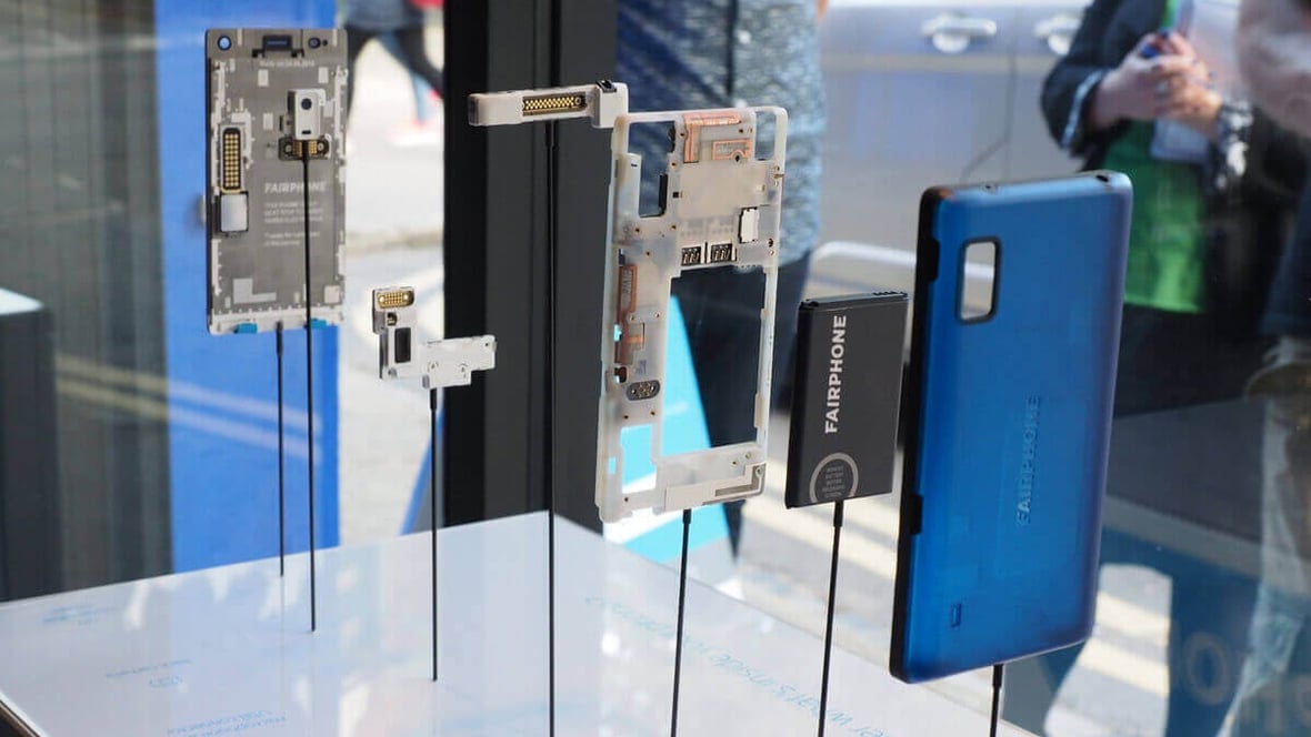 The Power of Fairphone and Locally Distributed Manufacturing | All3DP