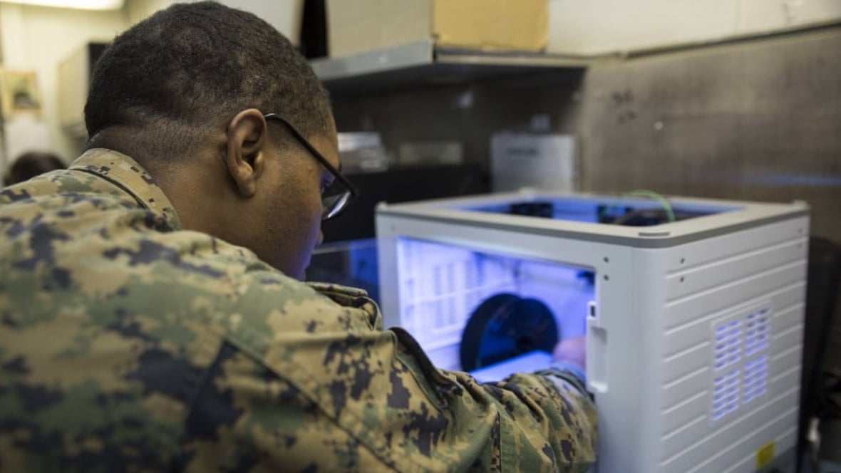 US Marines Saved $70,000 by 3D Printing Small F-35 Aircraft Component ...