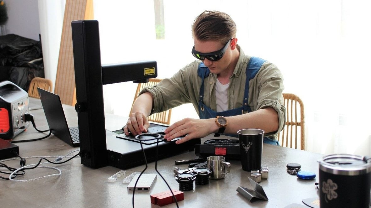 EM Smart A Great Way To Build A Profitable Laser Engraving Business em-smart-a-great-way-to-build-a-profitable-laser-engraving-business