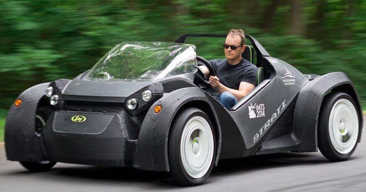 Test Driving the "Strati", Local Motor’s 3D Printed Car | All3DP