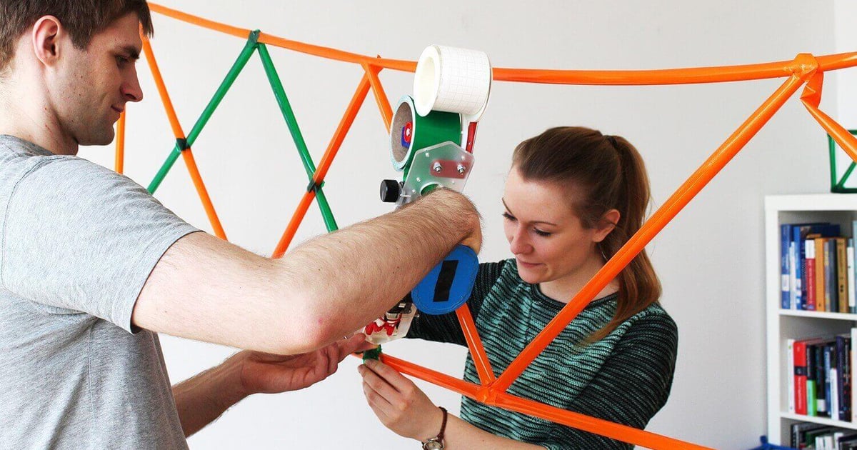 Protopiper Device Physically Sketches Objects | All3DP