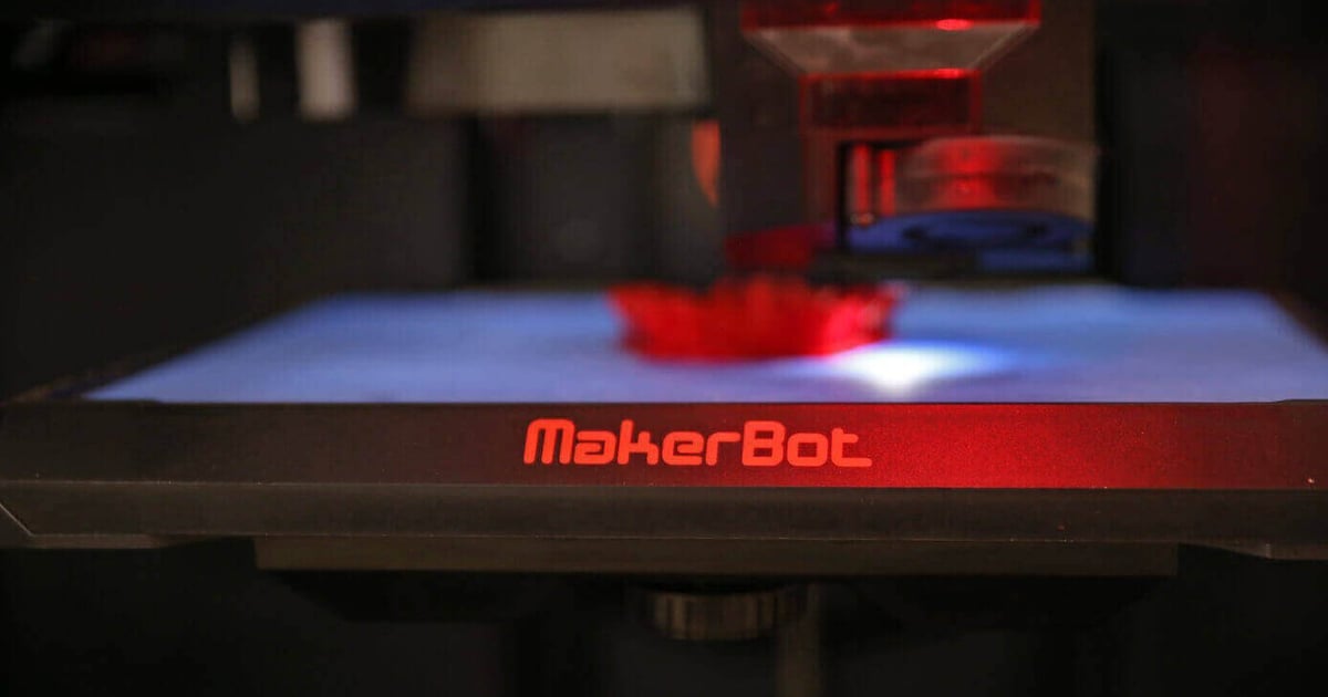 MakerBot CEO Continues to Tighten Ship by Cutting 30% of Staff | All3DP