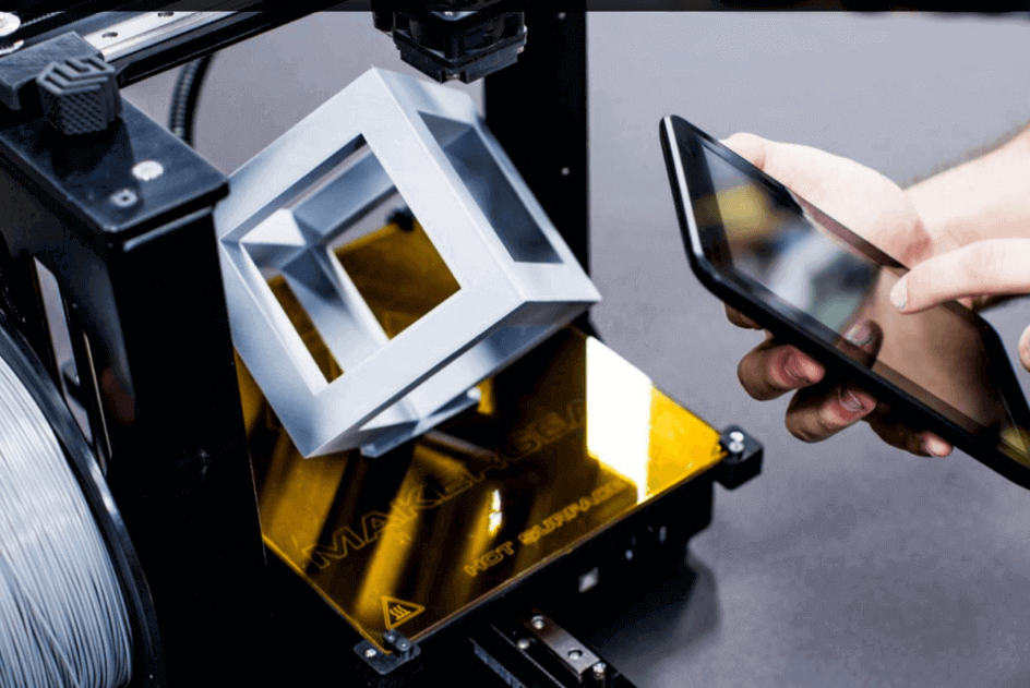 MakerGear Unveils New MakerGear M3 3D Printer | All3DP