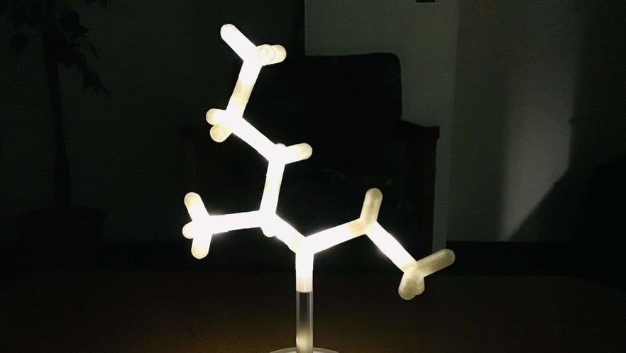 [Project] 3D Printed Modular Molecule Lamp | All3DP
