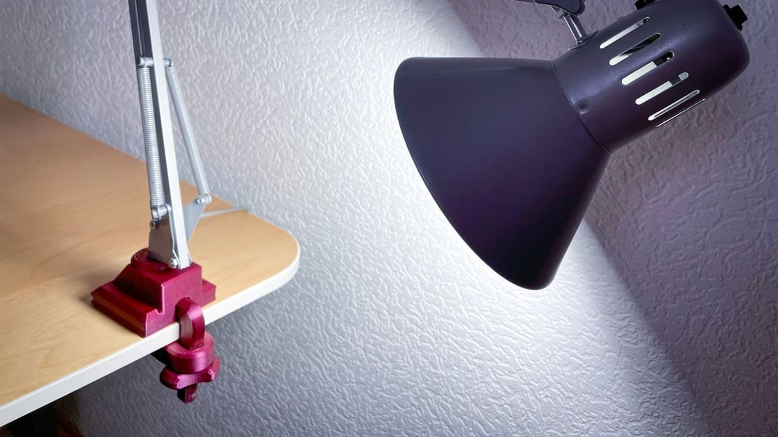 Keep Your Desk Light Exactly Where You Want It to Be | All3DP
