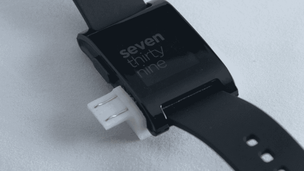 3D Printed Pebble Charger | All3DP