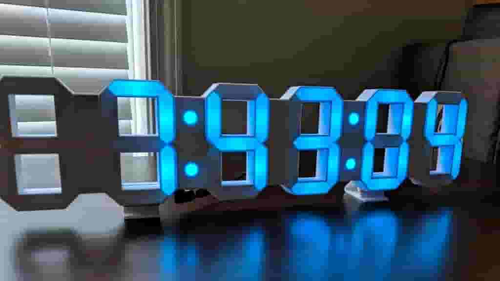 Projet 3D du week-end : imprimez une horloge LED à 7 segments | All3DP