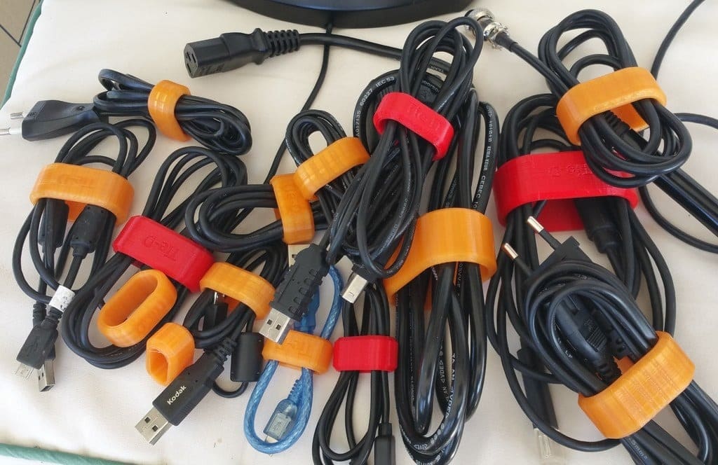 3D Print Cable Management: 25 Functional Solutions | All3DP