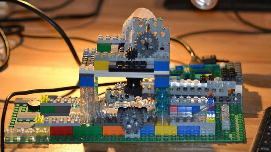 raspberry pi lego
