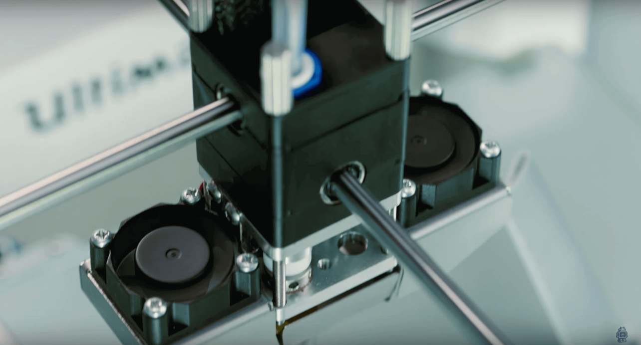 Ultimaker Launches Improved "Ultimaker 2+" Series at CES 2016 | All3DP