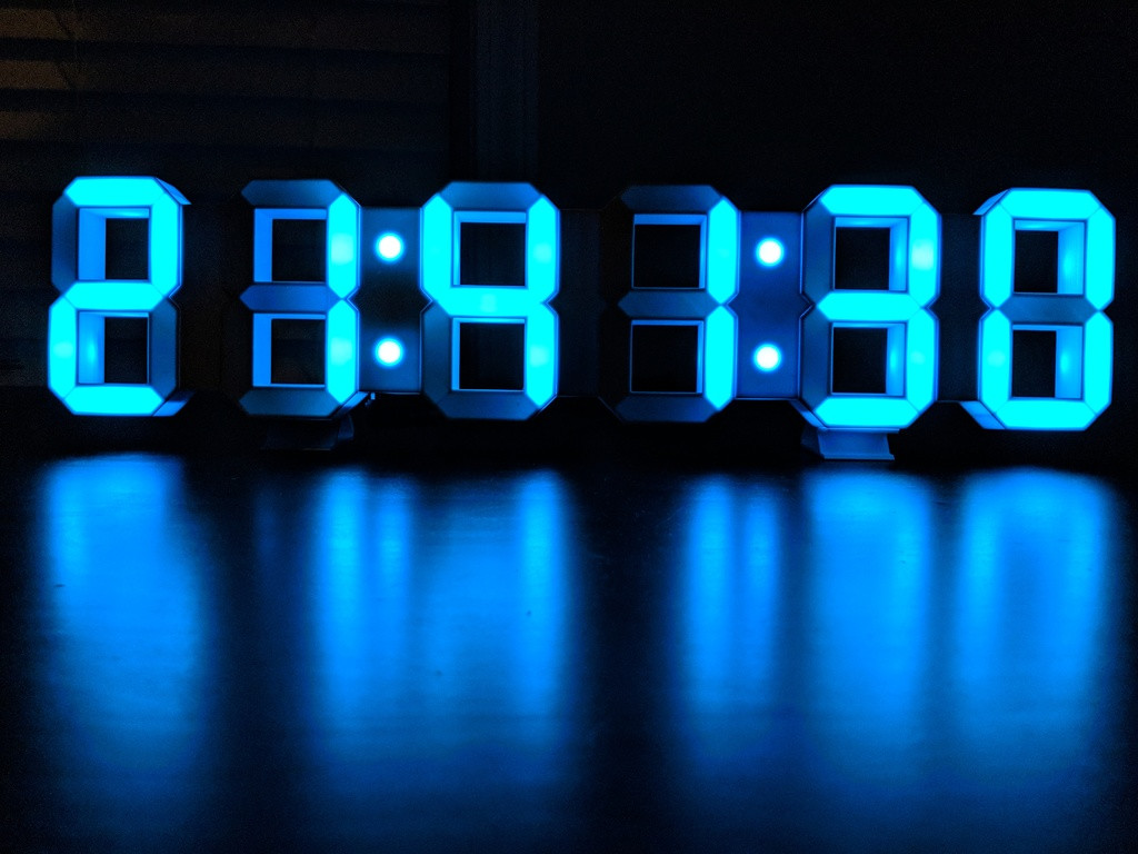 Projet 3D du week-end : imprimez une horloge LED à 7 segments | All3DP